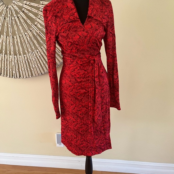 Diane Von Furstenberg | Dresses | Diane Von Furstenberg Red And Black ...